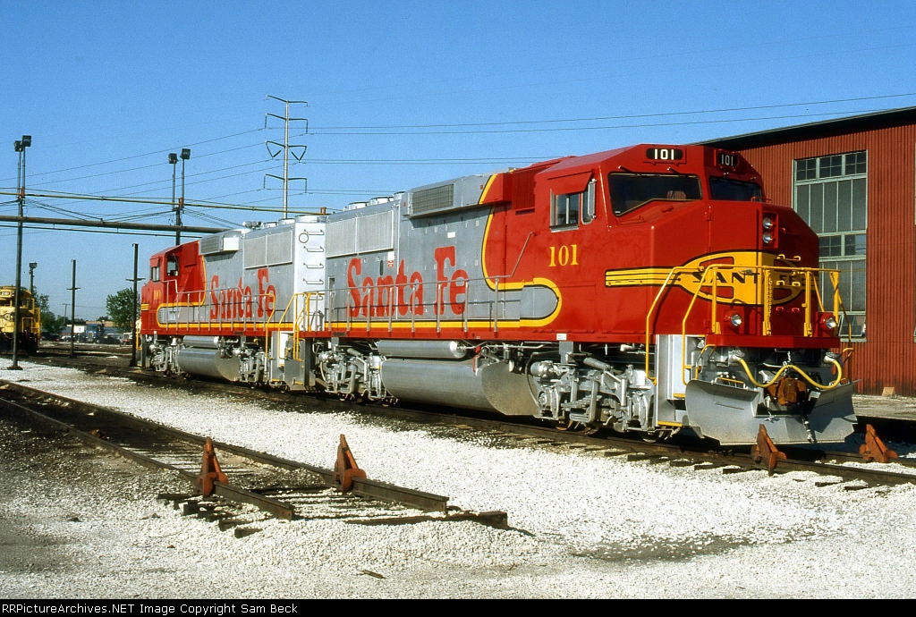 ATSF 100 and 101